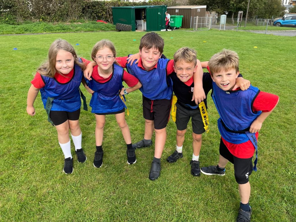 Tag rugby in the October sunshine ☀️ – Village Schools Partnership Blog