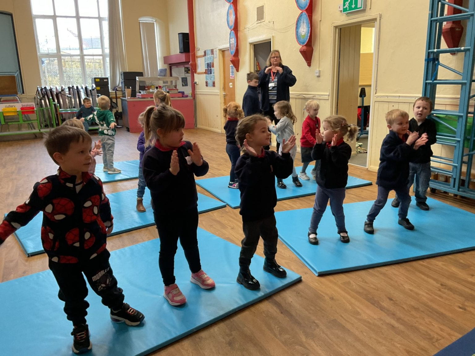 PE Sticky kids Core strength – Village Schools Partnership Blog